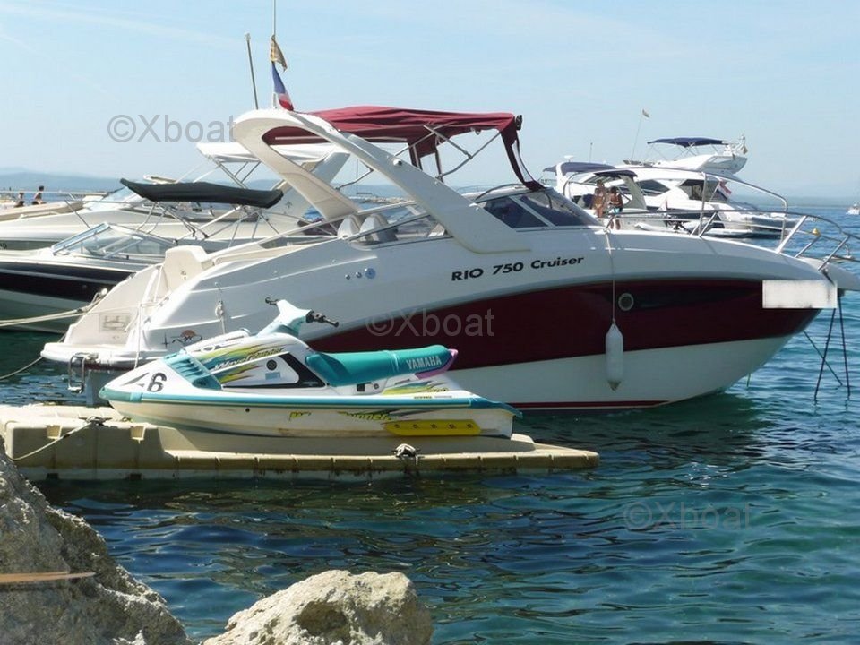Bateaux à Moteurs d'occasion du chantier de construction RIO, Modèle ...