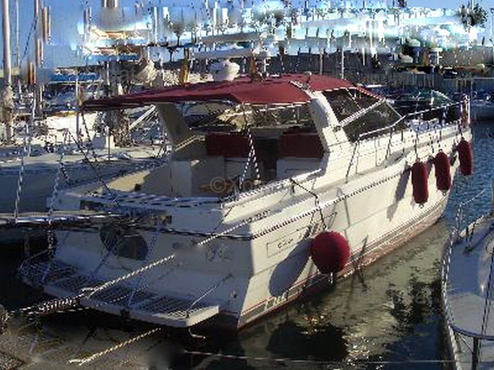 Bateaux à Moteurs d'occasion du chantier de construction MARINE PROJECT ...