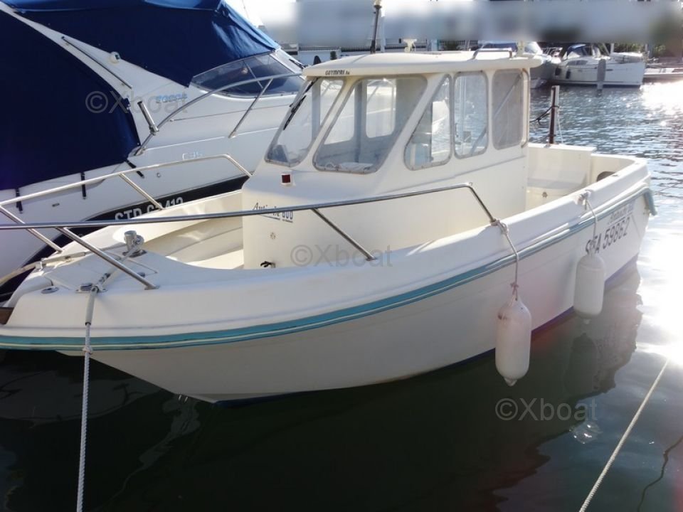 Bateaux à Moteurs d'occasion du chantier de construction Guy marine ...