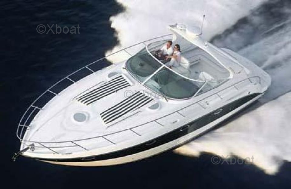 Bateaux à Moteurs d'occasion du chantier de construction BAYLINER ...