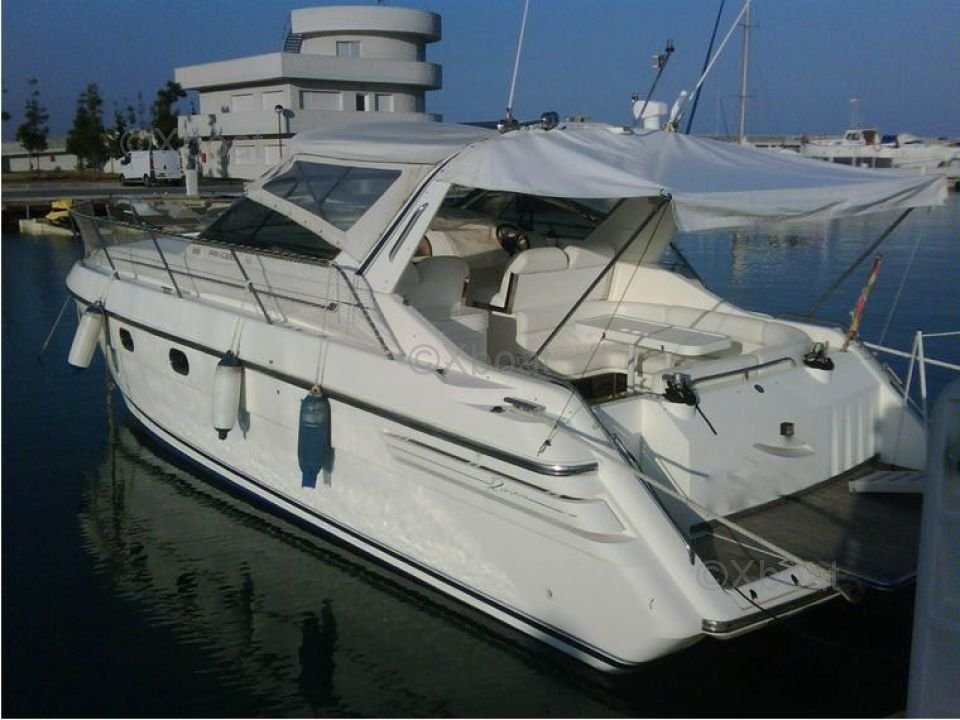 Bateaux à Moteurs d'occasion du chantier de construction Princess ...