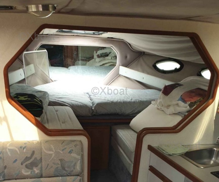 Bateaux à Moteurs d'occasion du chantier de construction REGAL, Modèle ...