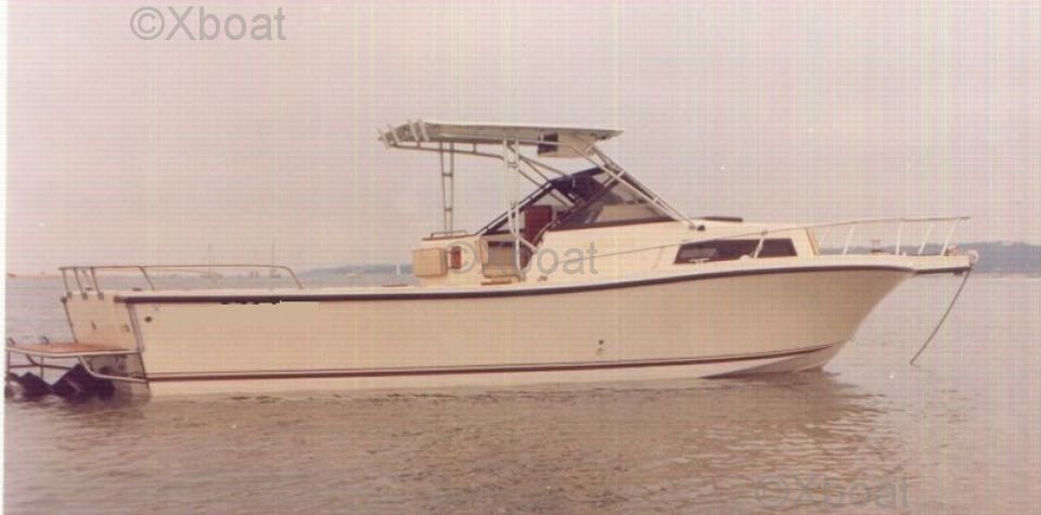 Bateaux à Moteurs d'occasion du chantier de construction MAKO, Modèle ...